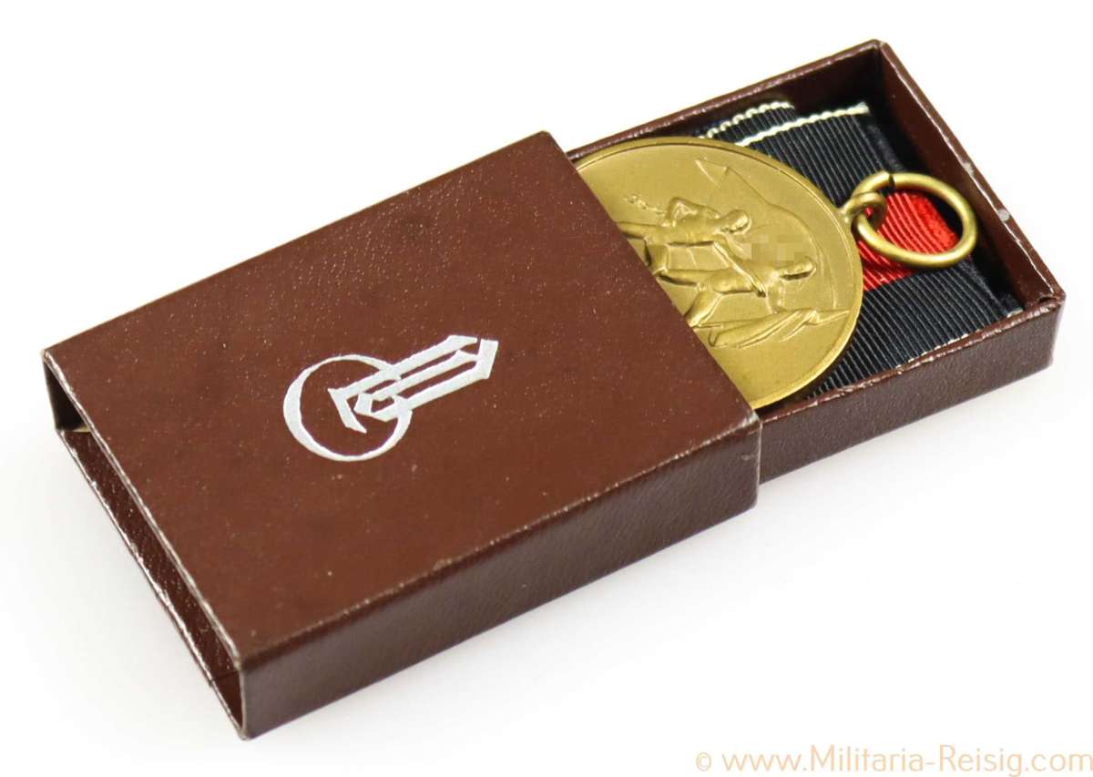 Sudetenland Medaille im LDO-Etui 1. Form | Militaria-Reisig